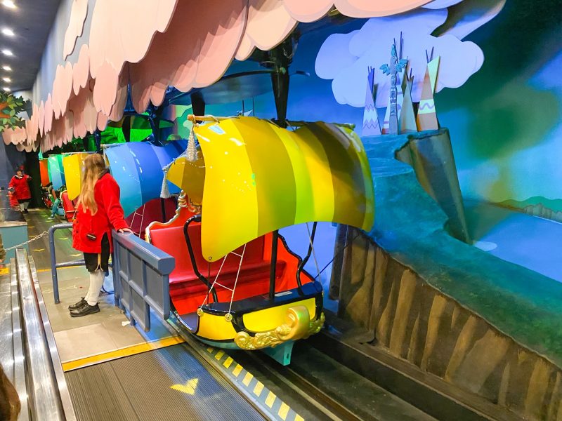 The Ultimate Guide To Early Morning Magic At Disney - Disney Trippers