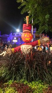 The Ultimate Guide To Visiting Disney In October - Disney Trippers