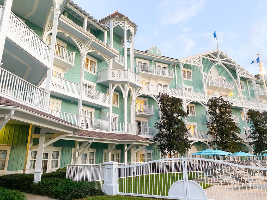 Helpful Tips If You Get Sick At Disney - Disney Trippers