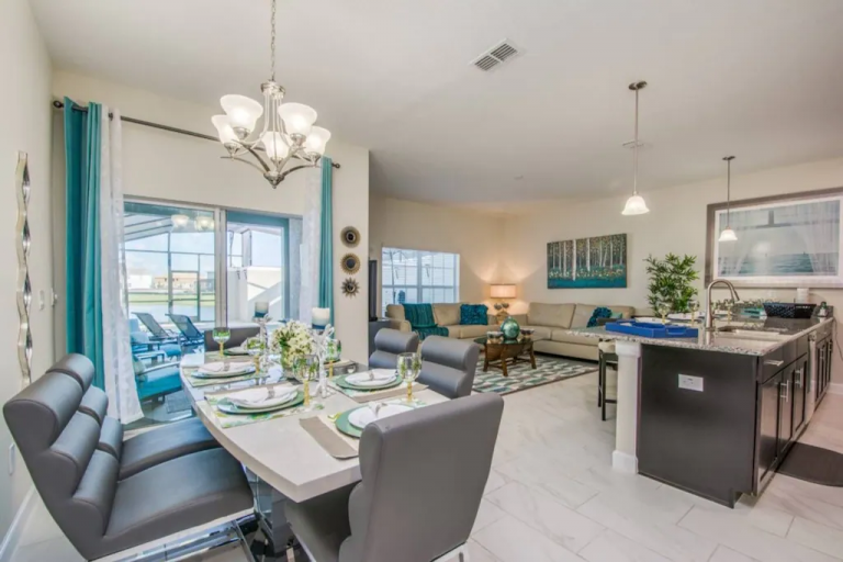 15 Best Airbnbs Near Disney World (VRBO, Villas & More!) - Disney Trippers