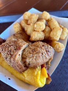 10 Best Places for Breakfast in the Magic Kingdom - Disney Trippers